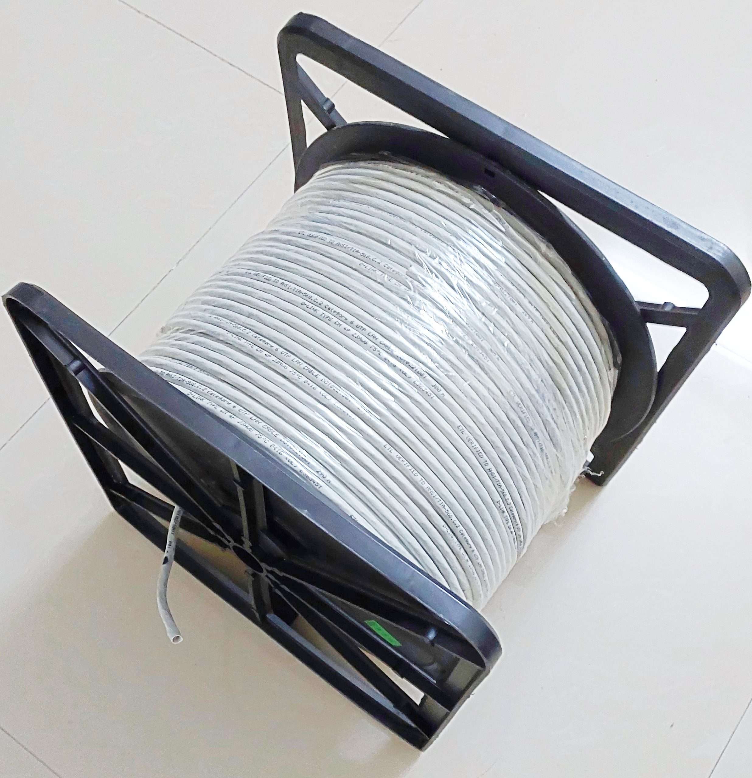 D-Link CAT 6 305m/Roll – Grey - RAMOJ